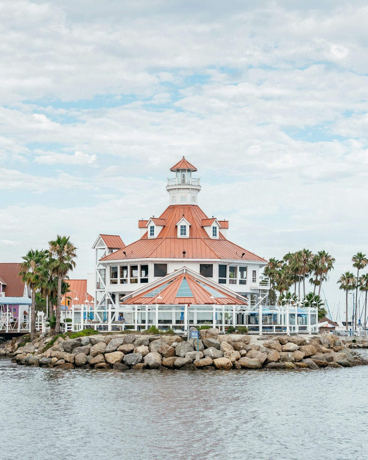 The Best Waterfront Restaurants In California: Top Picks For Scenic ...